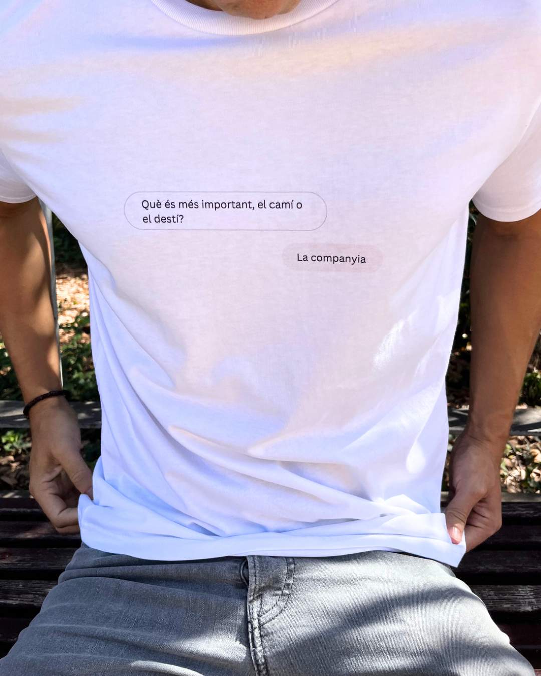 Samarreta 'Què és més important...'. (unisex) | Catalan Words